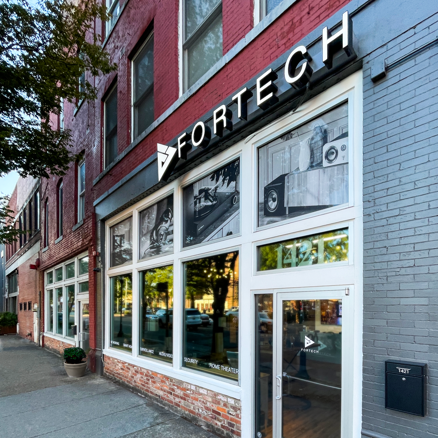 About Us – FORTECH